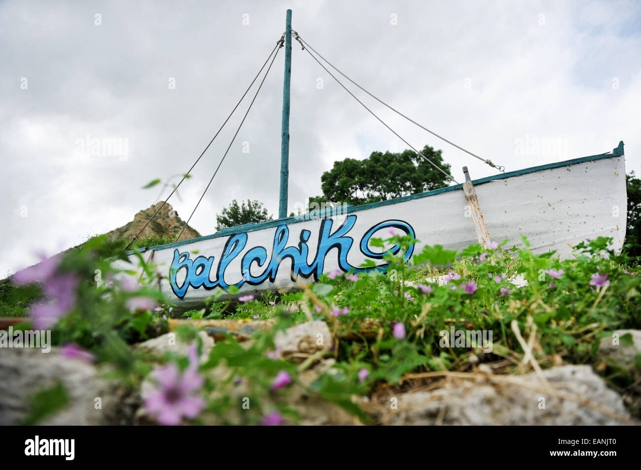 Old vintage wooden boat hi-res stock photography and images - Alamy