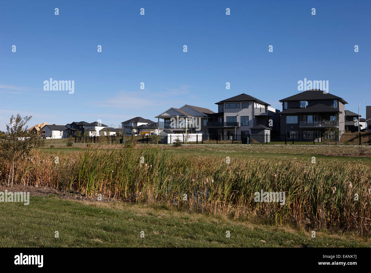 Luxury gated community hi-res stock photography and images - Alamy