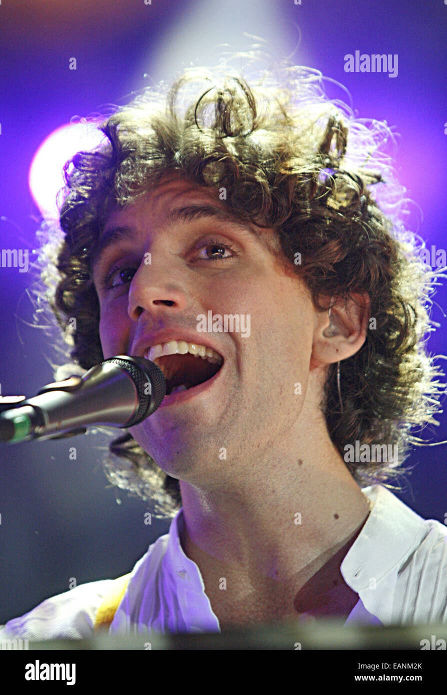 Mika singer hi-res stock photography and images - Alamy