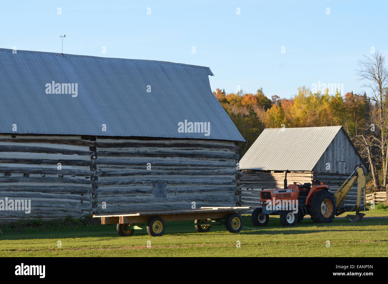 Wagon roof hi-res stock photography and images - Alamy