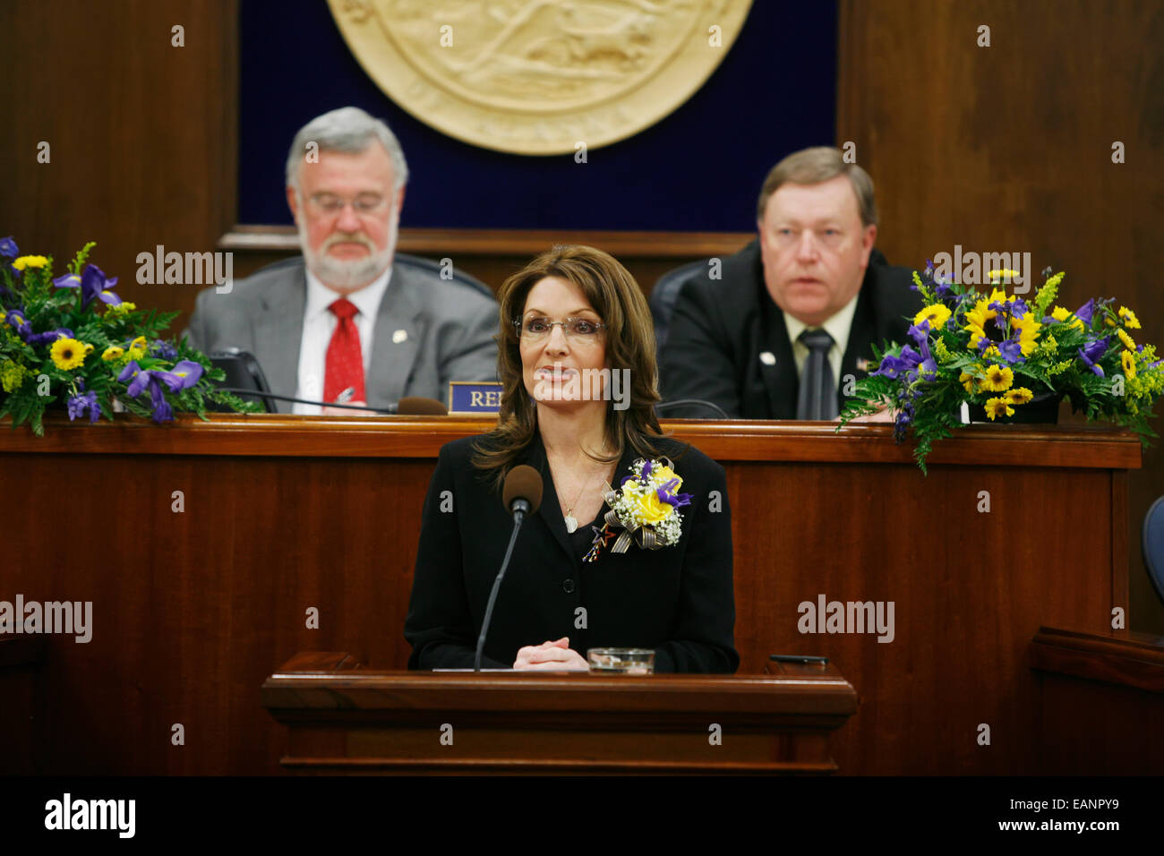 Man podium capitol hi-res stock photography and images - Alamy