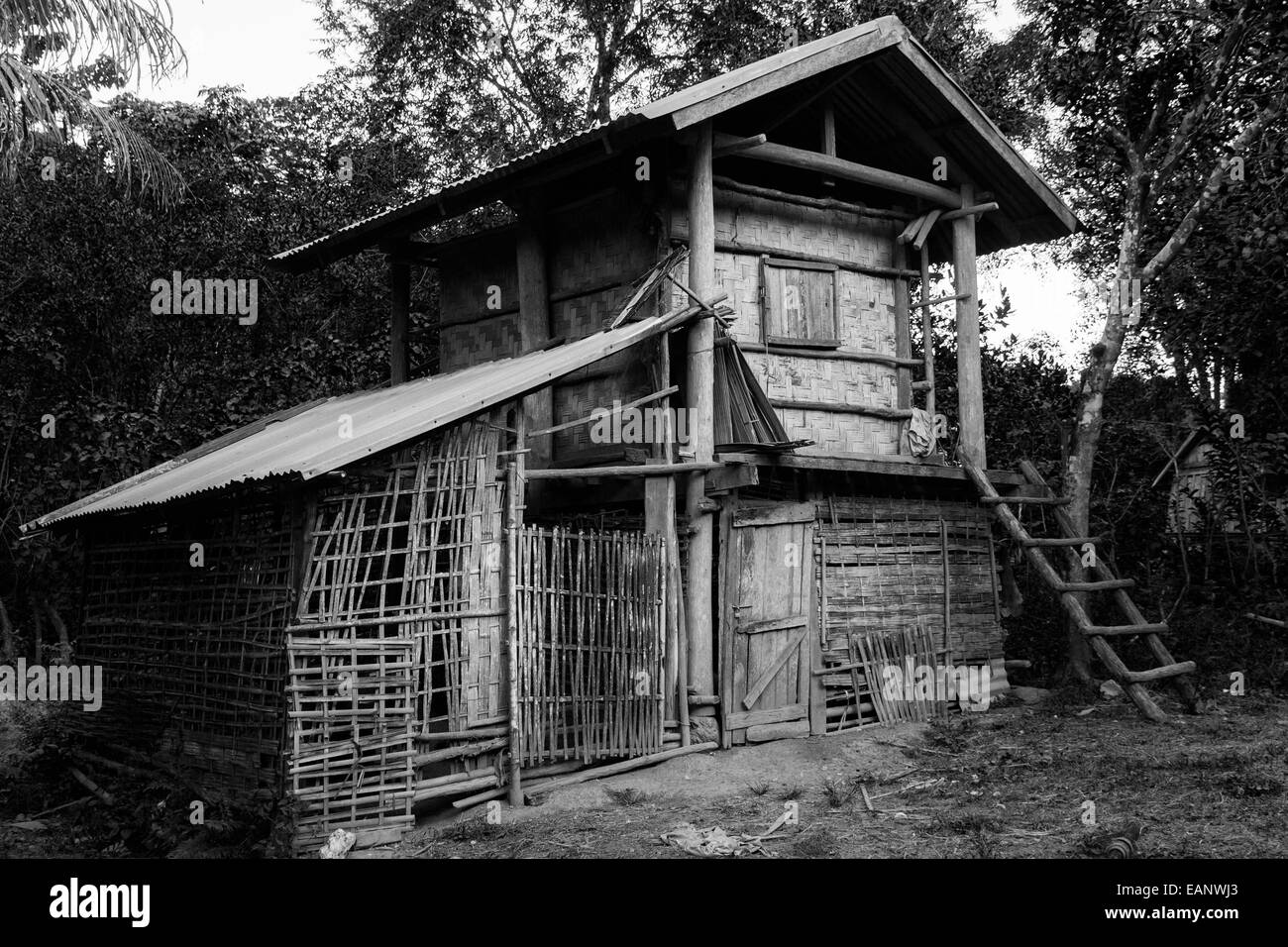 Bamboo house building hi-res stock photography and images - Alamy
