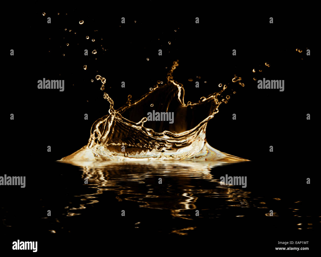 Liquid splash hi-res stock photography and images - Alamy