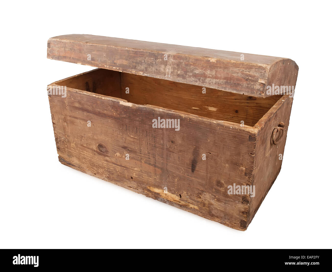 open ancient wooden treasure chest isolated on white background, studio ...