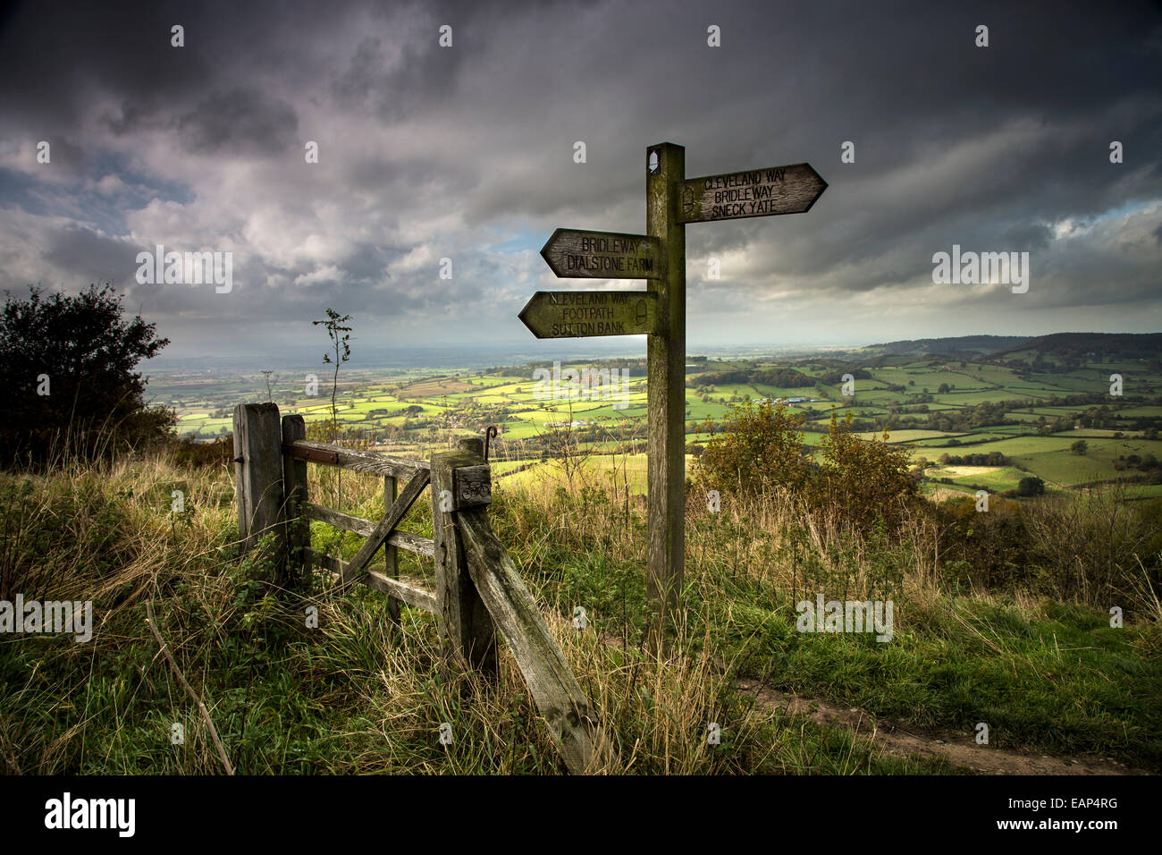 The Cleveland Way Sign High Resolution Stock Photography and Images - Alamy