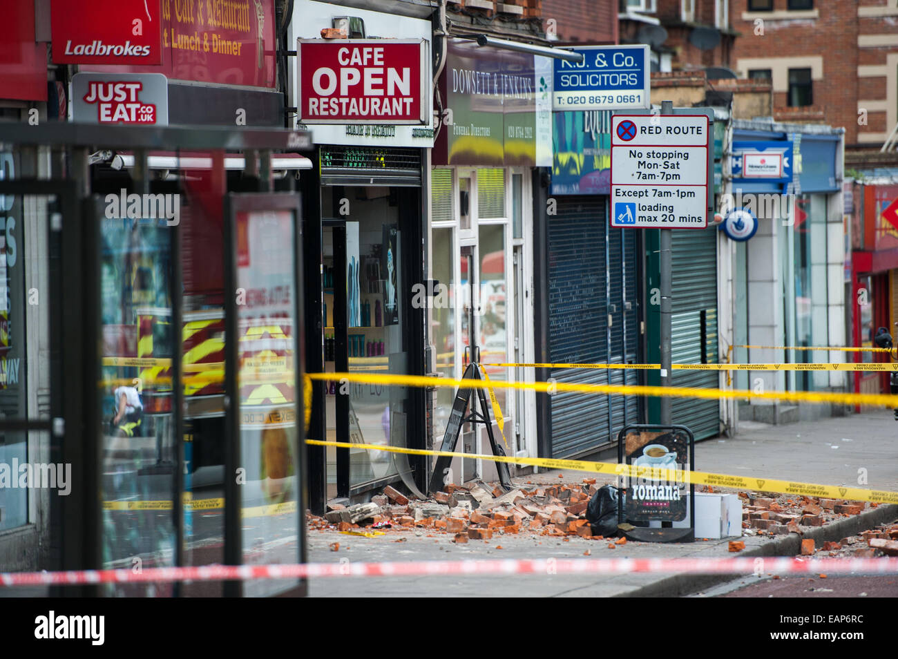 Emergency services dealing with the building collapse on the London ...