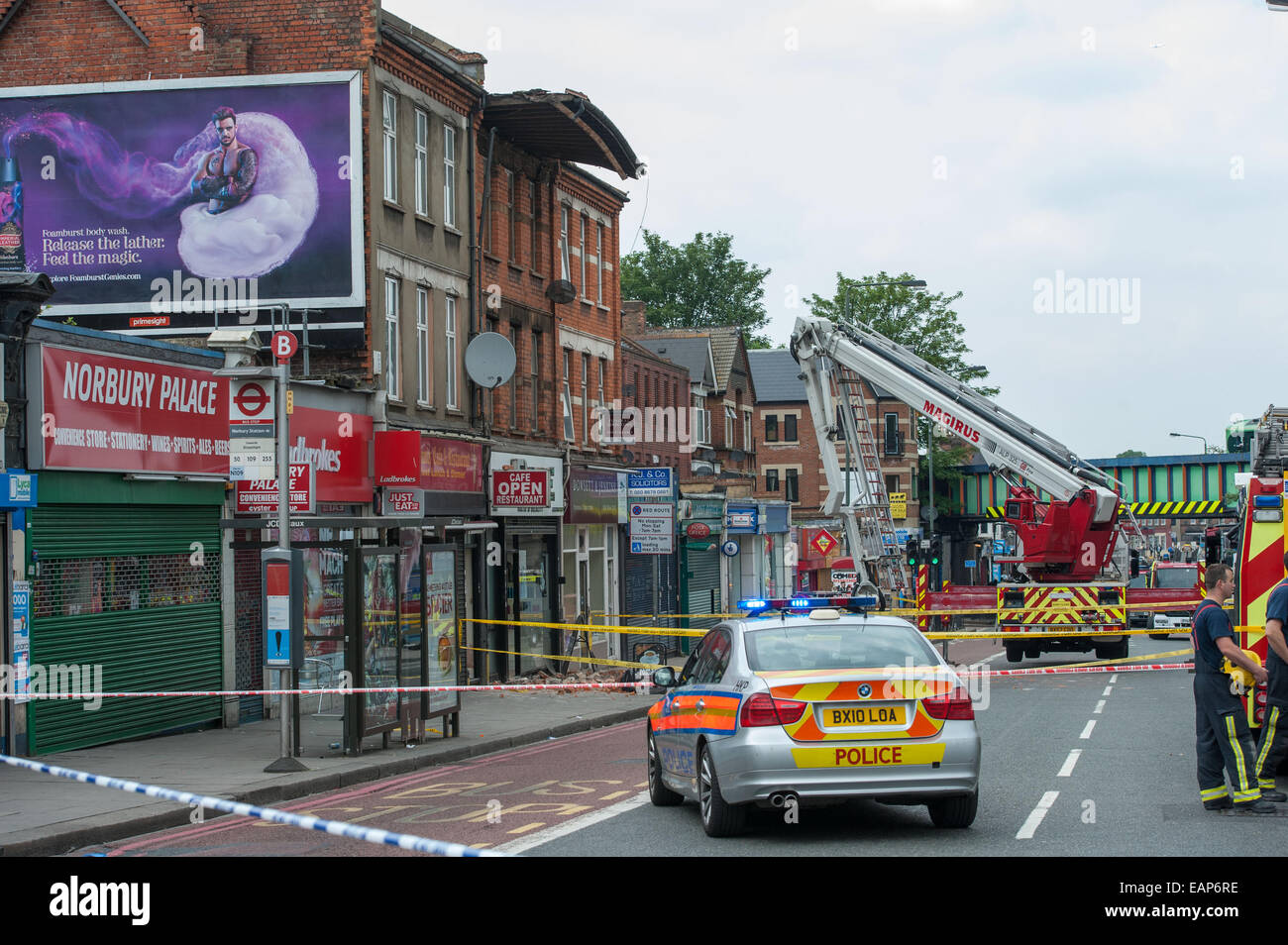 Emergency services dealing with the building collapse on the London ...