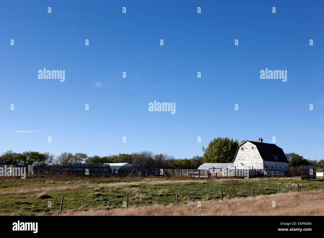 Traditional barn hi-res stock photography and images - Alamy