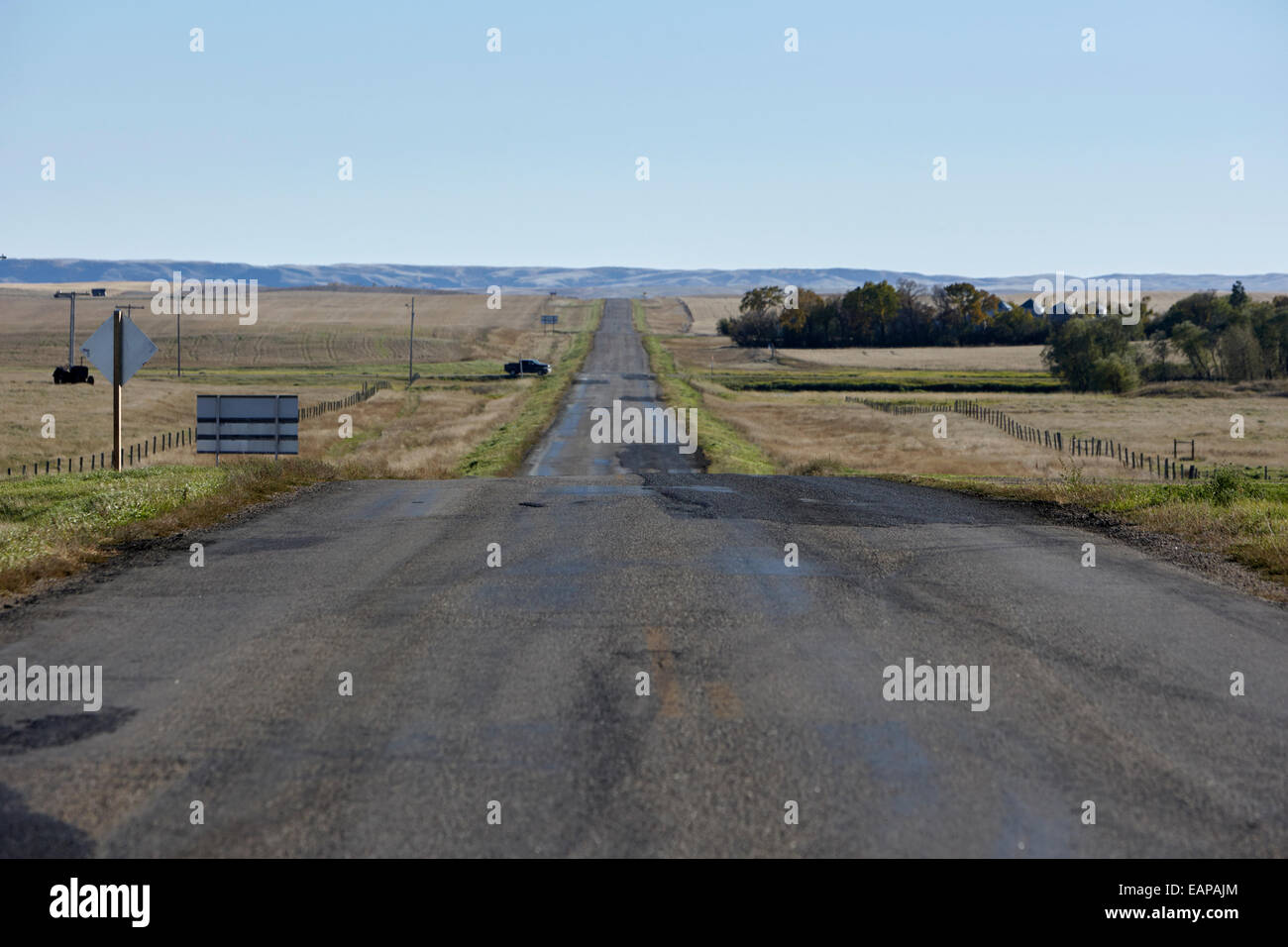 Saskatchewan border hi-res stock photography and images - Alamy
