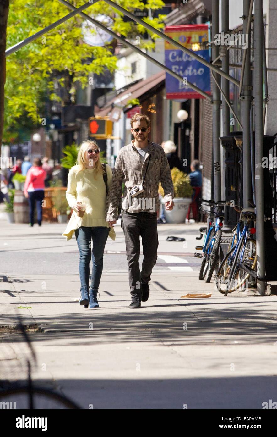 Dakota Fanning spotted out in New York with her model boyfriend, Jamie ...
