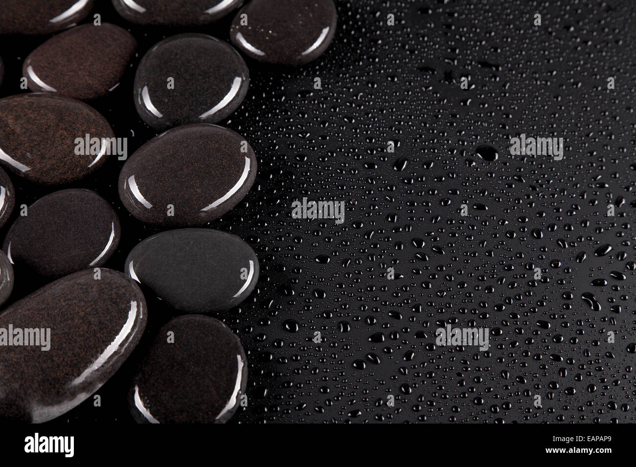 Spa stones with water drops Stock Photo - Alamy