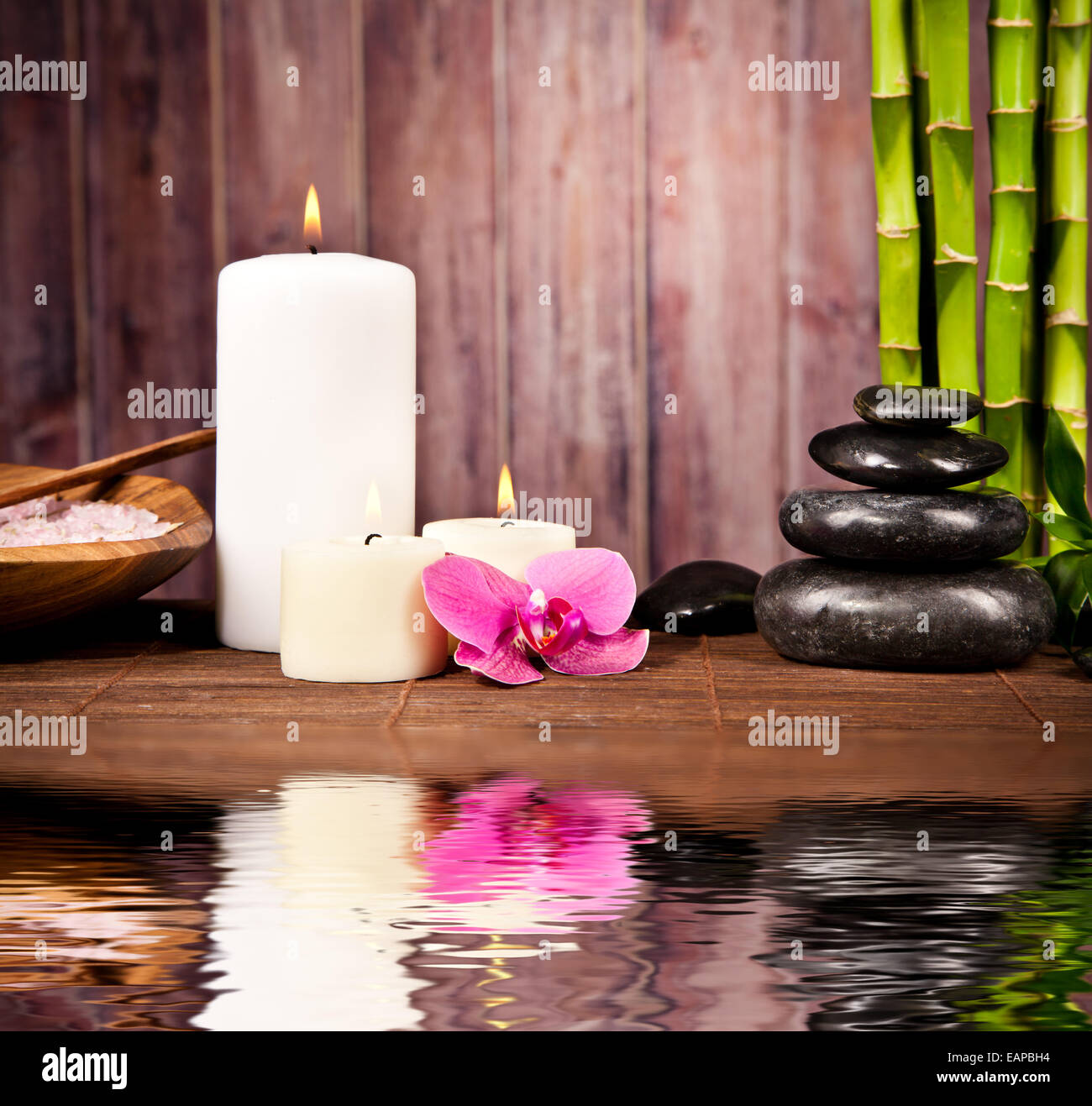 Spa still life with water reflection Stock Photo - Alamy