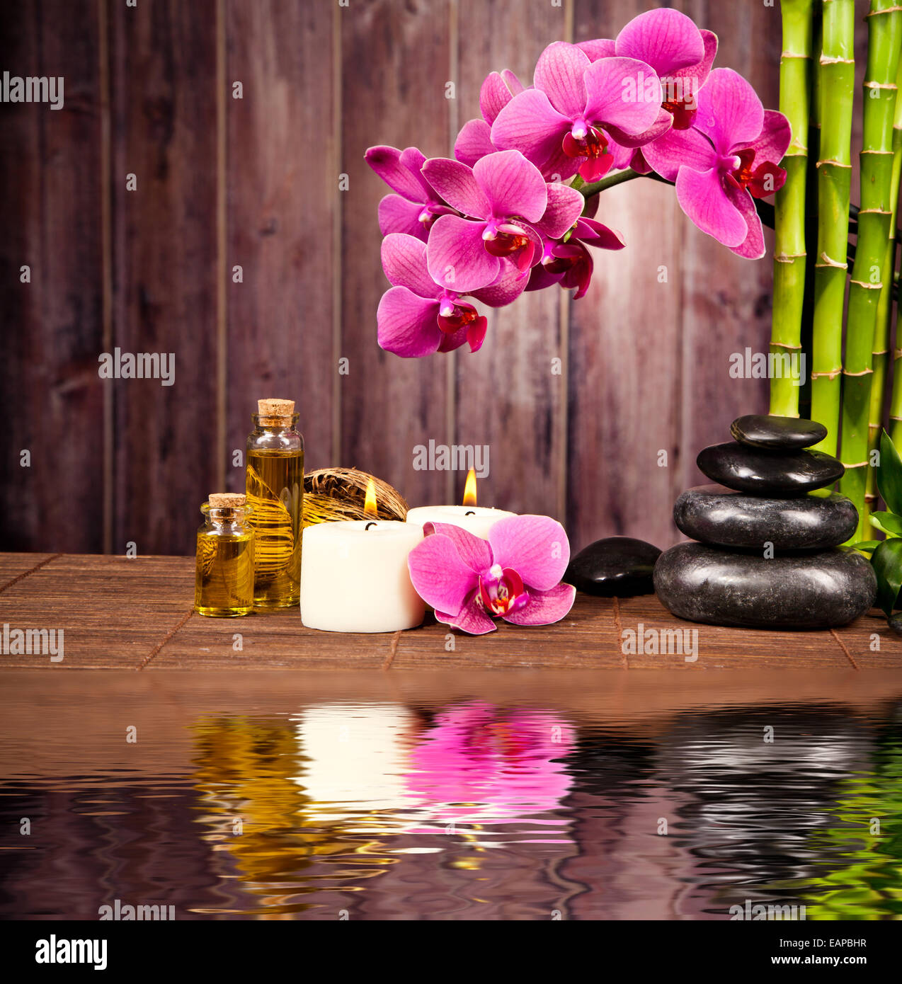 Spa still life with water reflection Stock Photo - Alamy