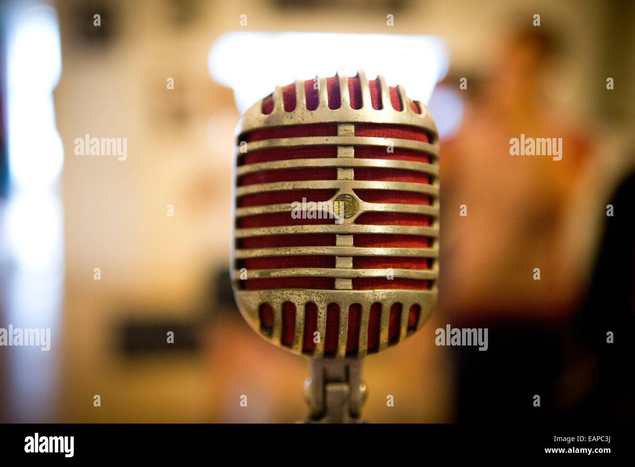 Elvis' Microphone. Sun Studios, Memphis Tennessee Stock Photo - Alamy