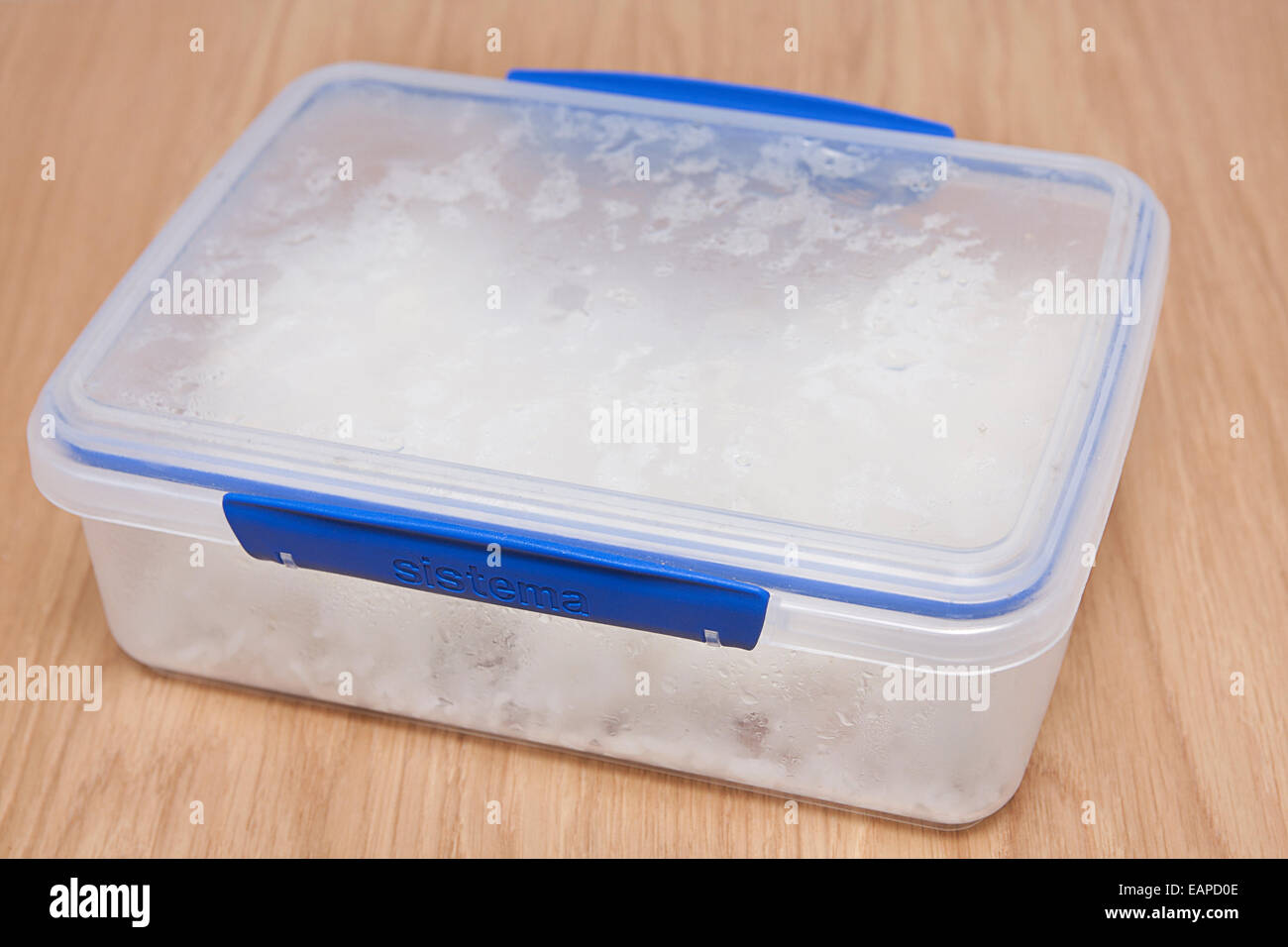 Plastic container hi-res stock photography and images - Alamy