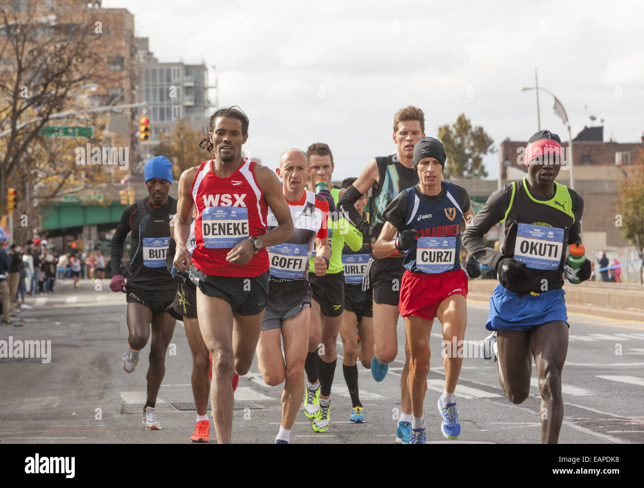 Strong runners hi-res stock photography and images - Alamy