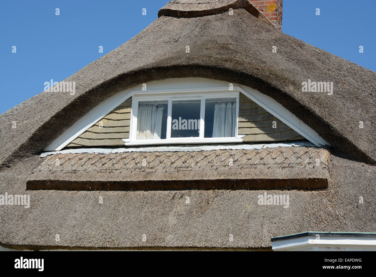 Thatched eyebrow roof hi-res stock photography and images - Alamy