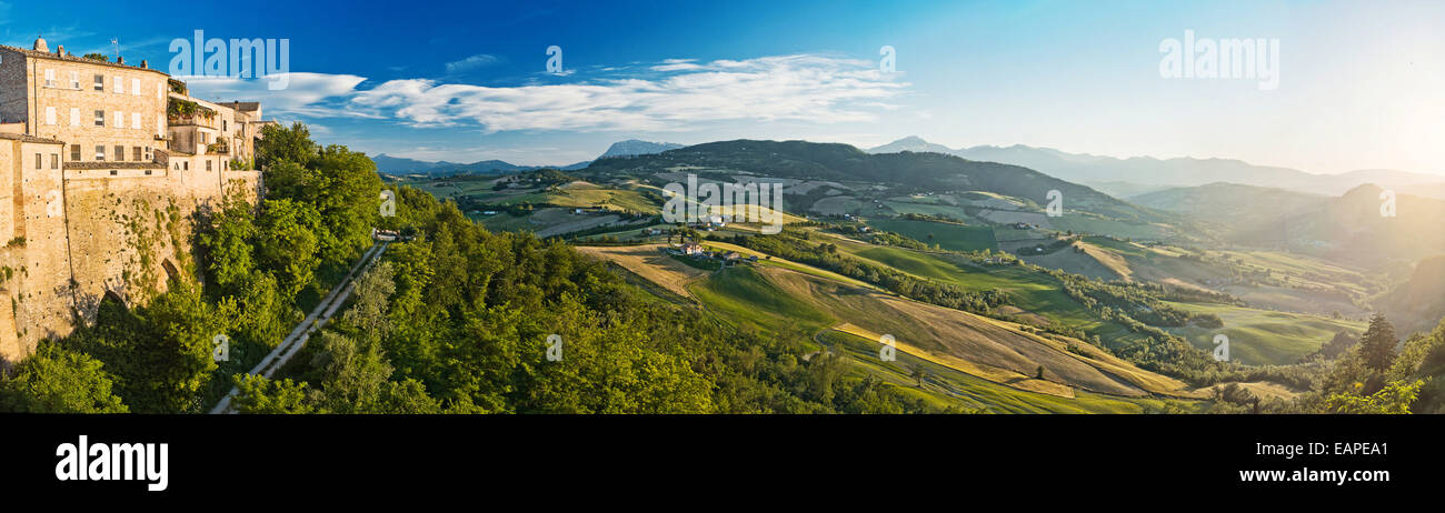 Tuscany italy sunset panorama hi-res stock photography and images - Alamy
