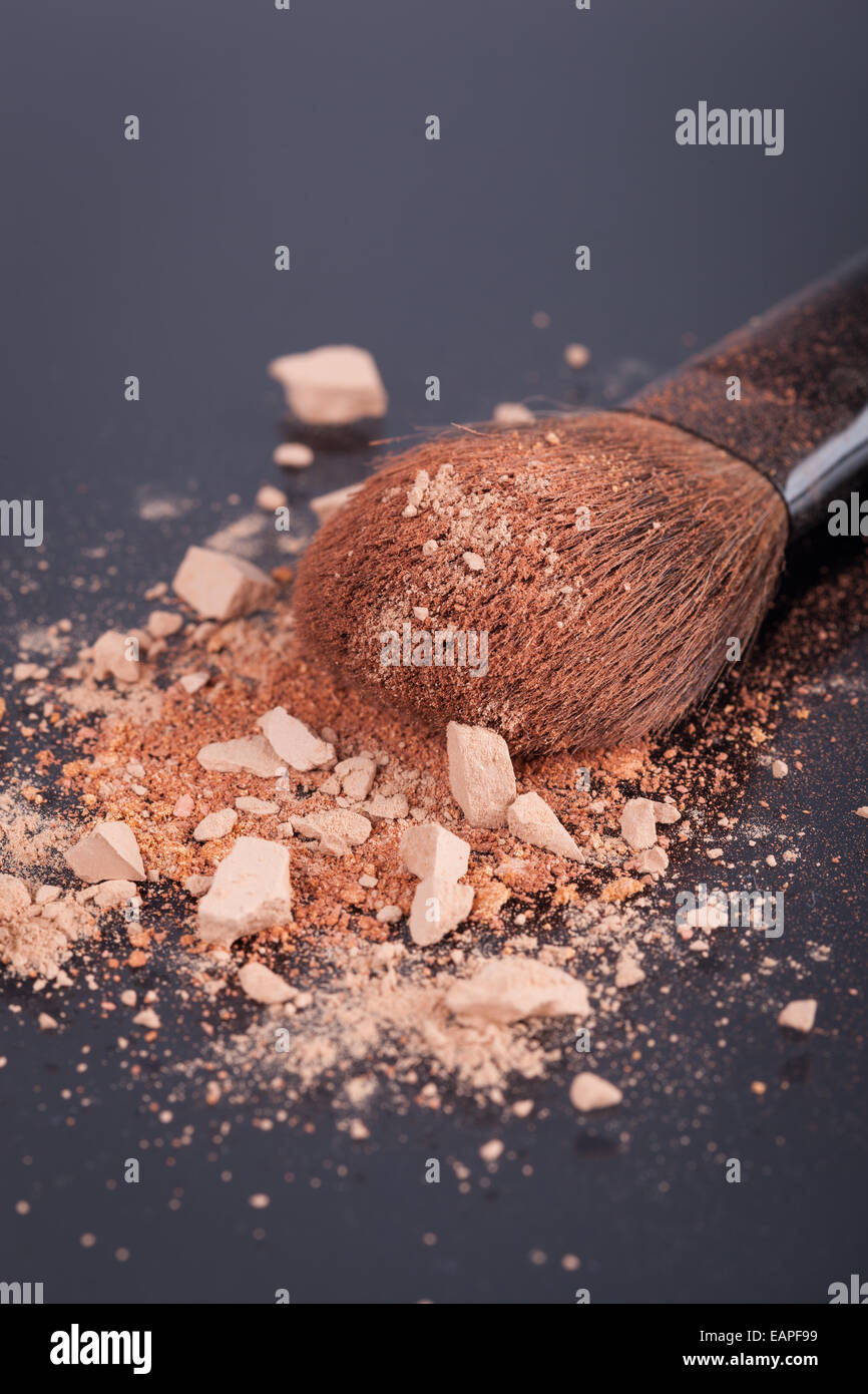 Face foundation powder product with crumbled texture Stock Photo - Alamy