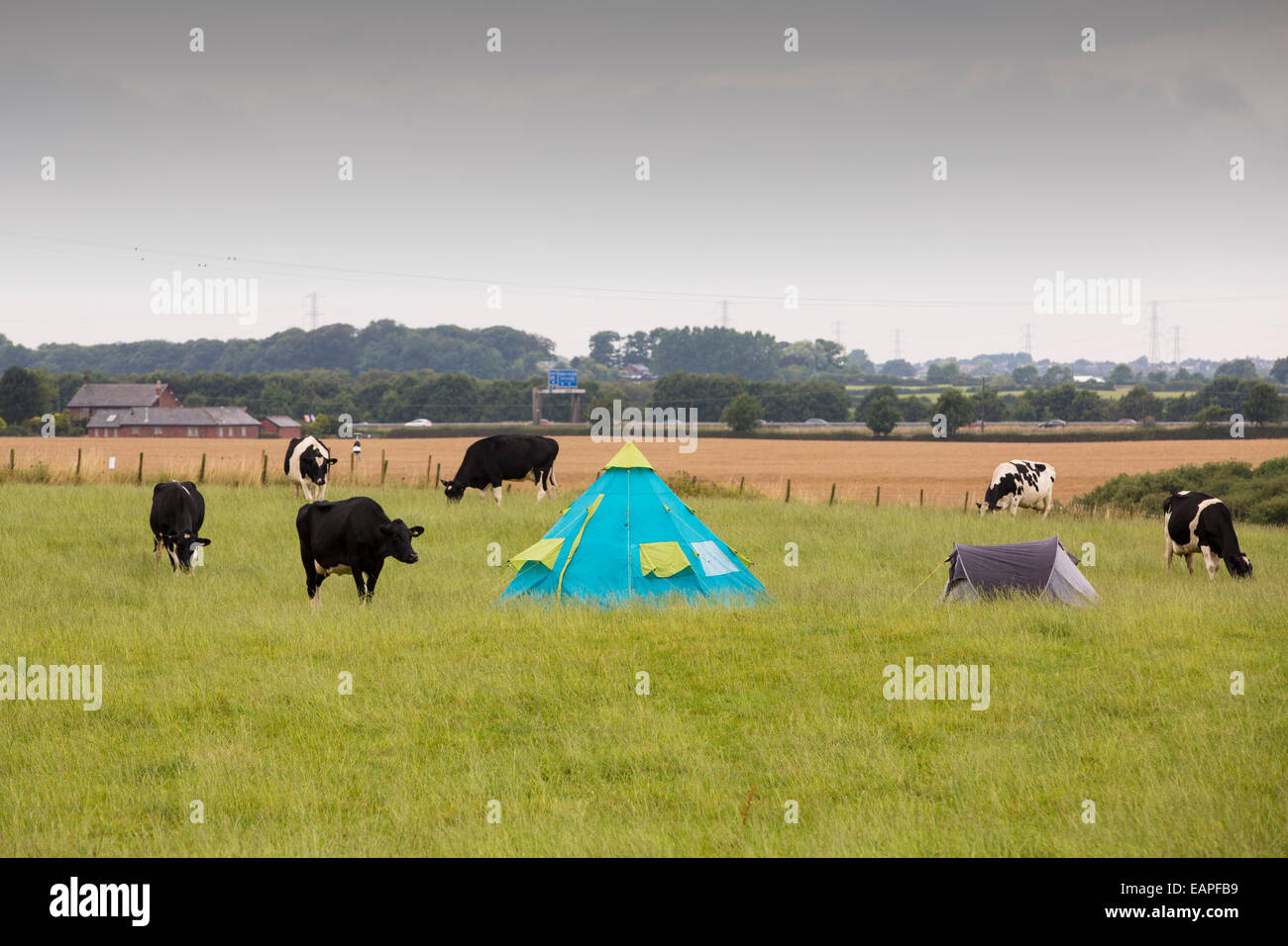 Guards tent hi-res stock photography and images - Alamy