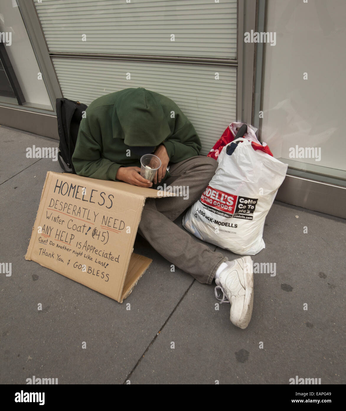 Young man homeless hi-res stock photography and images - Alamy