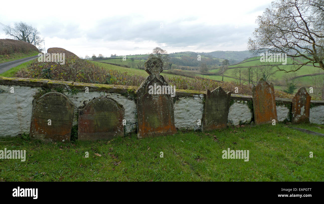 Country graveyard hi-res stock photography and images - Alamy