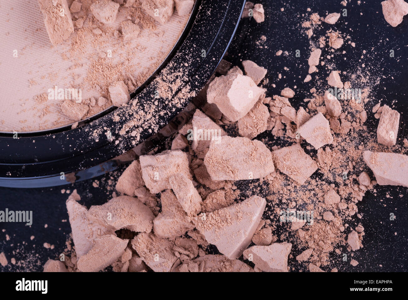 Face foundation powder product with crumbled texture Stock Photo - Alamy