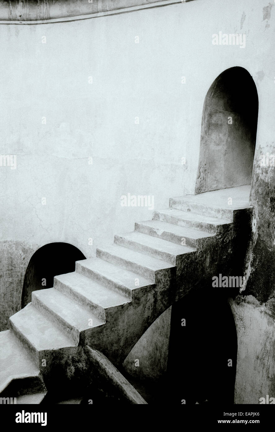 Underground Mosque Sumur Gumuling in the Taman Sari complex in ...