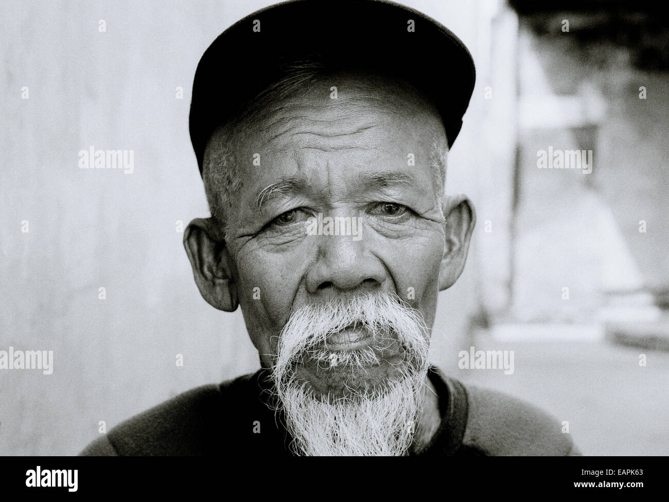 Indonesian man hi-res stock photography and images - Alamy