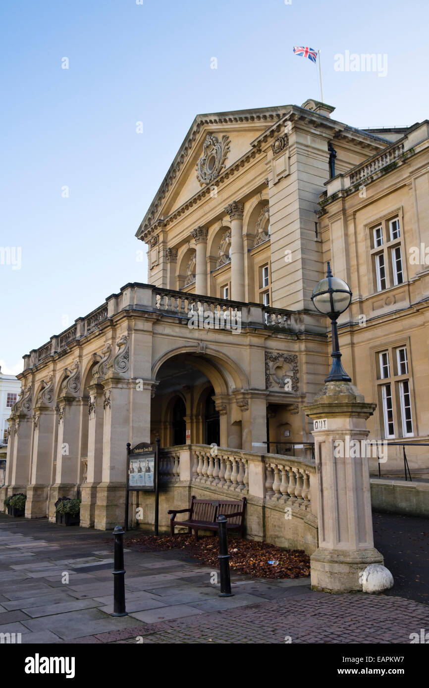 Cheltenham uk town hall hi-res stock photography and images - Alamy
