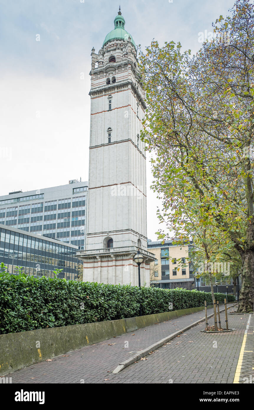 Queen's tower imperial college hi-res stock photography and images - Alamy