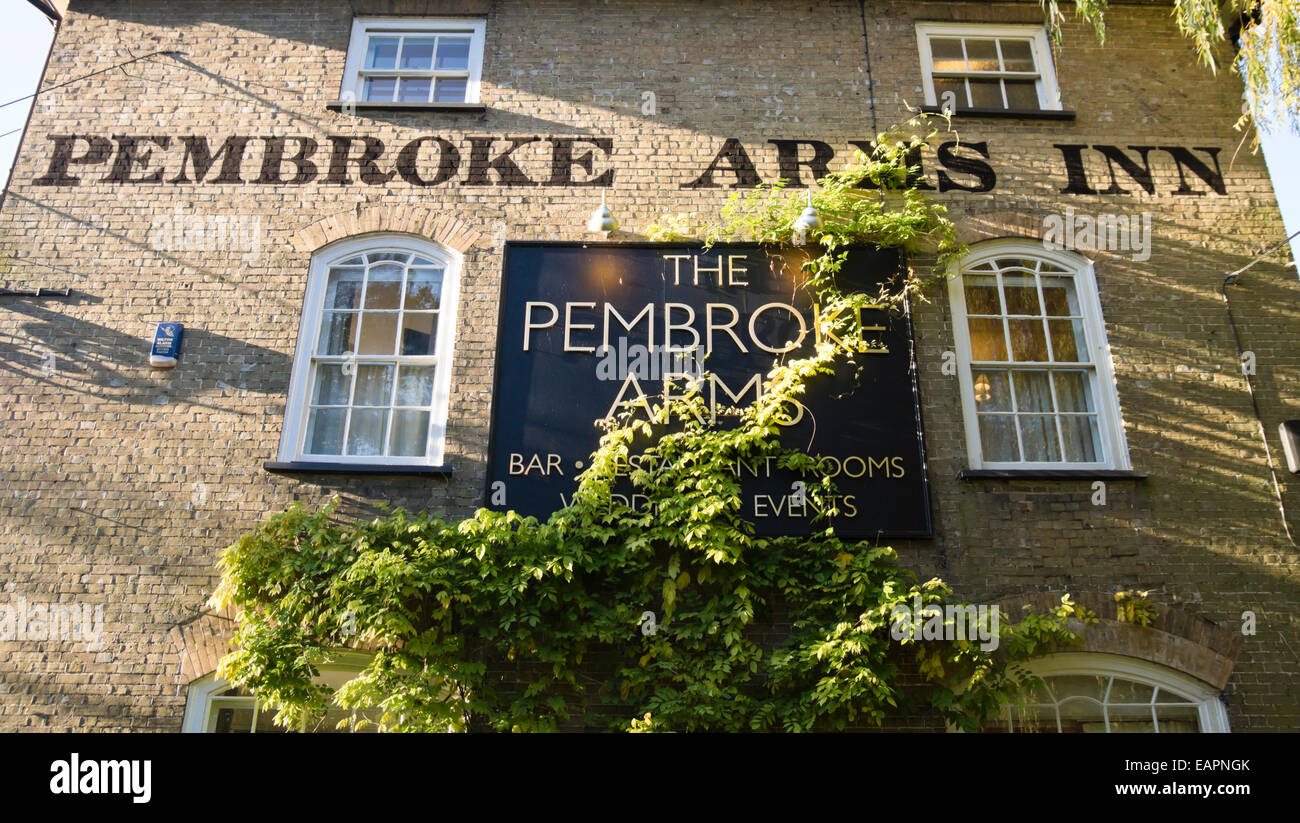 Wilton wiltshire england uk hi-res stock photography and images - Alamy