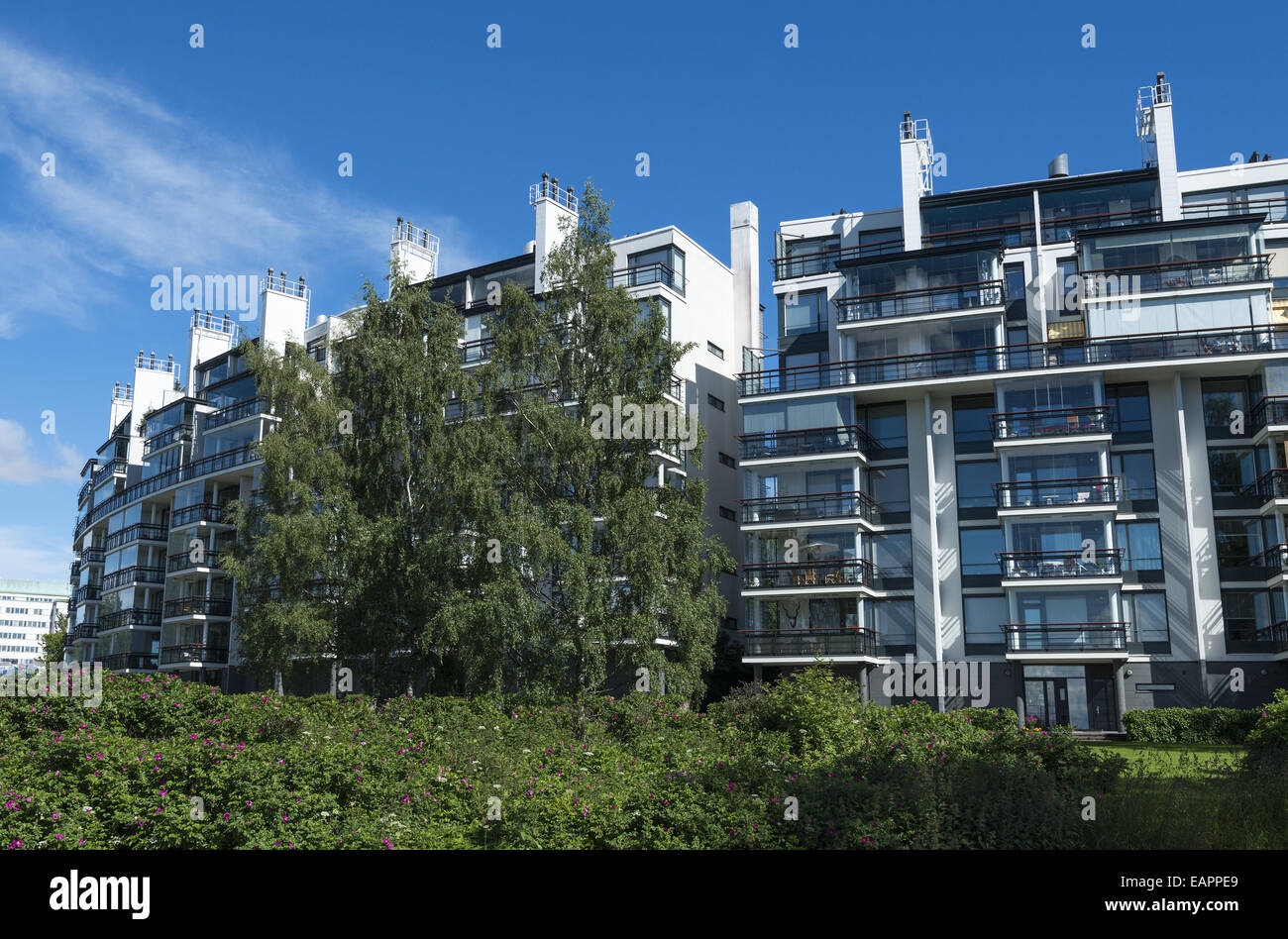 Modern apartment block hi-res stock photography and images - Alamy