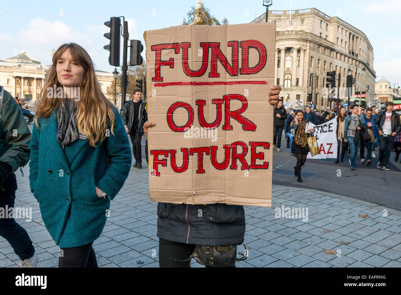 London, UK, UK. 19th Nov, 2014. Thousands of students marched through ...