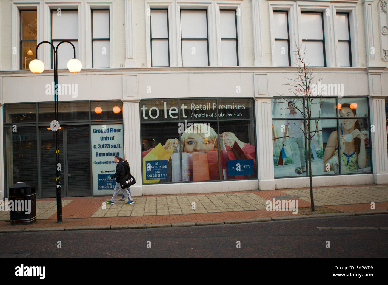 Donegall place, Belfast,UK 19th November 2014. A High Percentage of ...