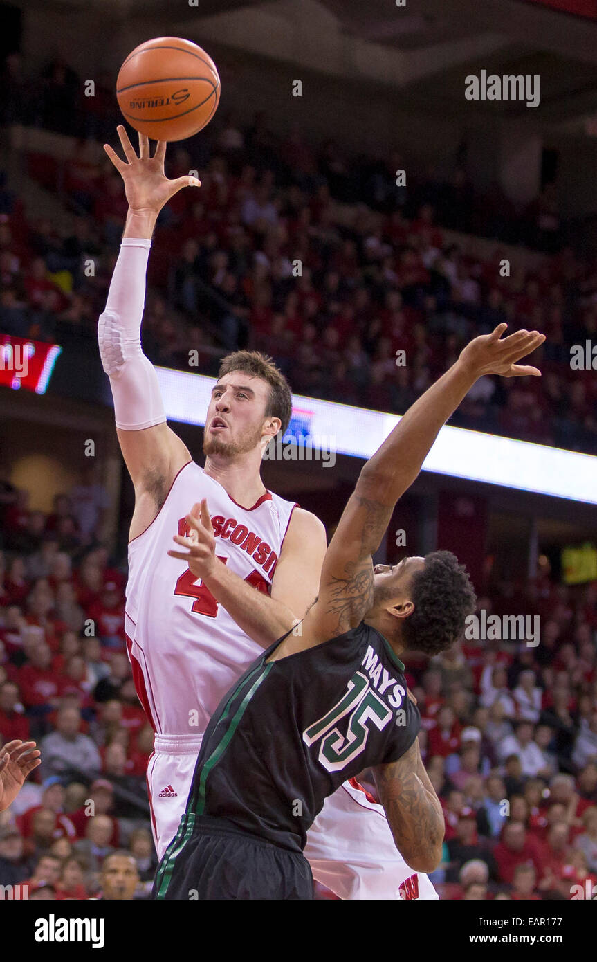 November 19, 2014: Wisconsin Badgers forward Frank Kaminsky #44 shoots ...