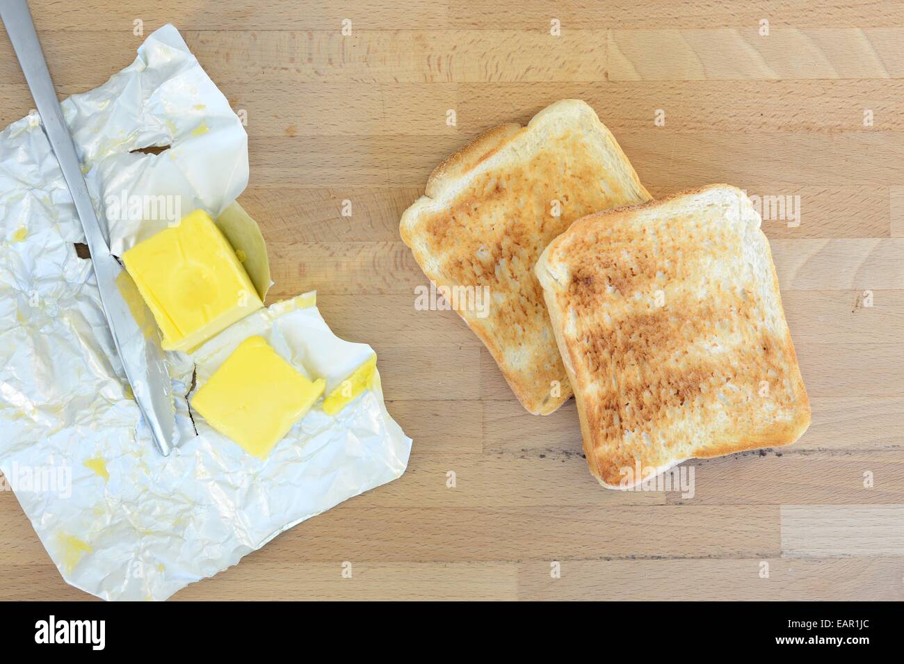 Two pieces of crispy toast hi-res stock photography and images - Alamy