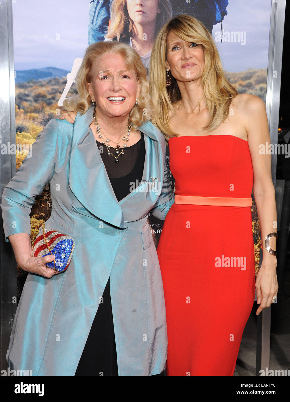 Beverly Hills, California, USA. 19th Nov, 2014. Laura Dern & Diane Ladd ...