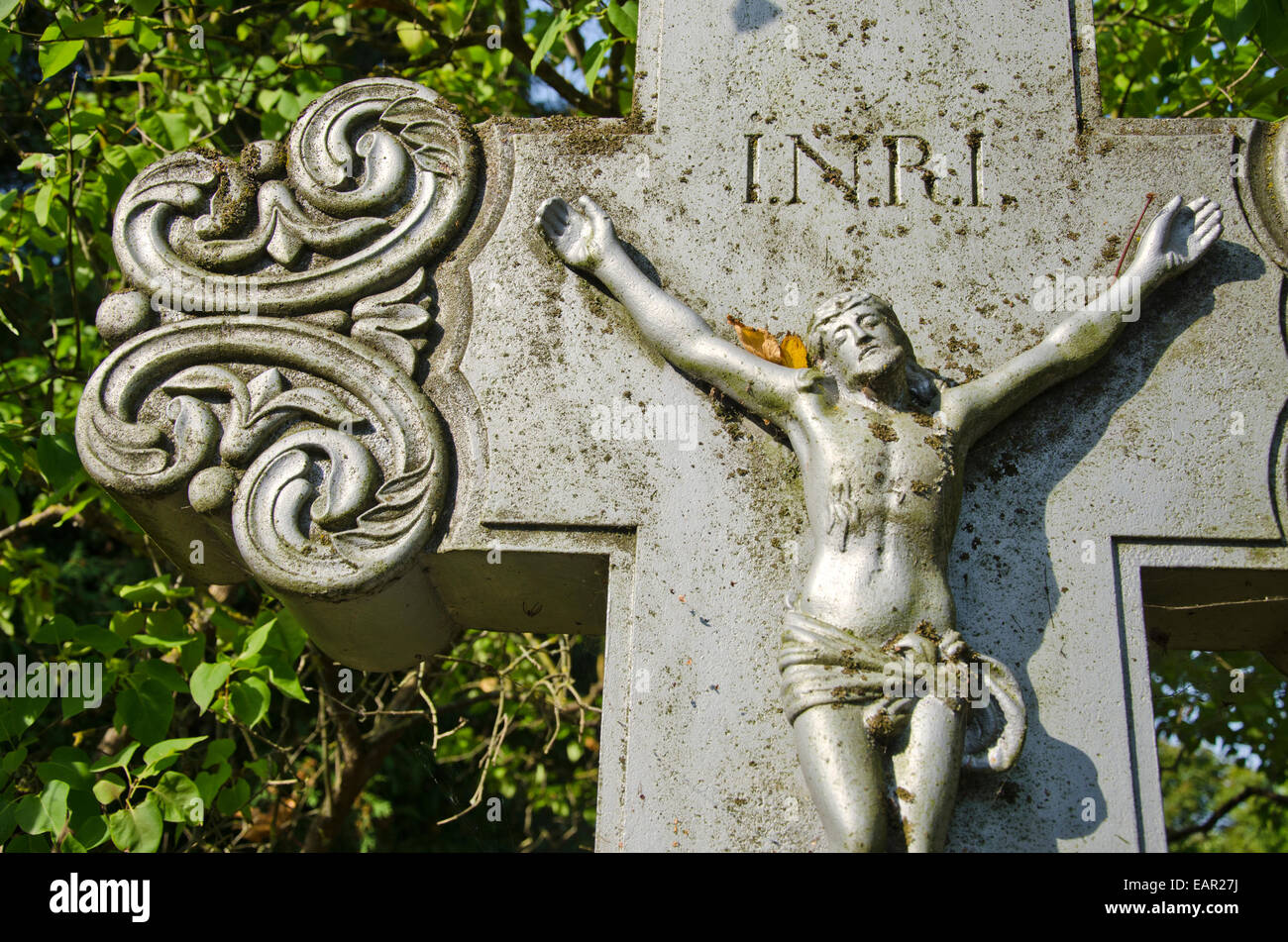 Crucifixion, Jesus Christ on cross in old cemetery Stock Photo - Alamy