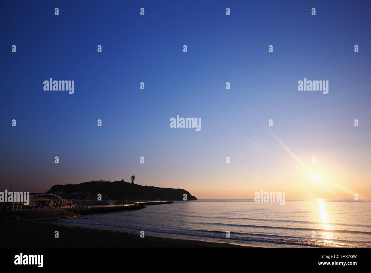 Sagami beach japan hi-res stock photography and images - Alamy