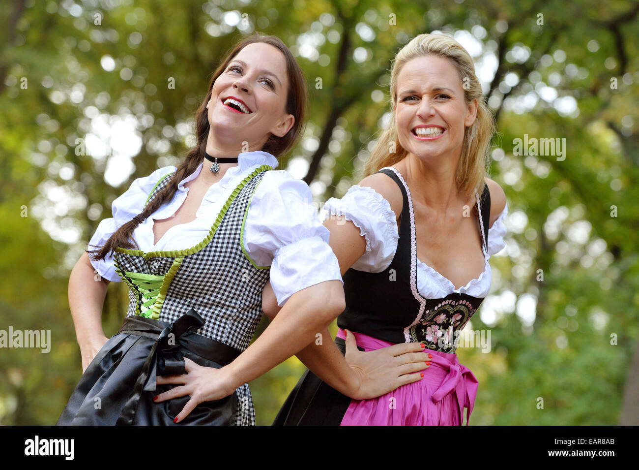 Women in traditional dirndl dresses hi-res stock photography and images ...