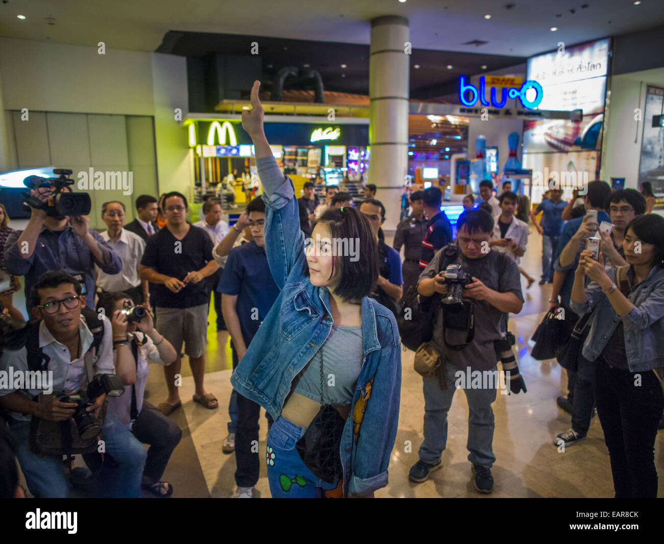 Bangkok, Thailand. 20th Nov, 2014. NATCHACAH KONG-UDOM walks through the lobby of the Siam ...