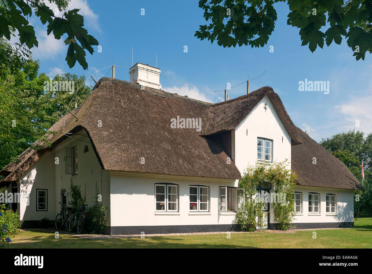 Cottage on sylt island hi-res stock photography and images - Alamy