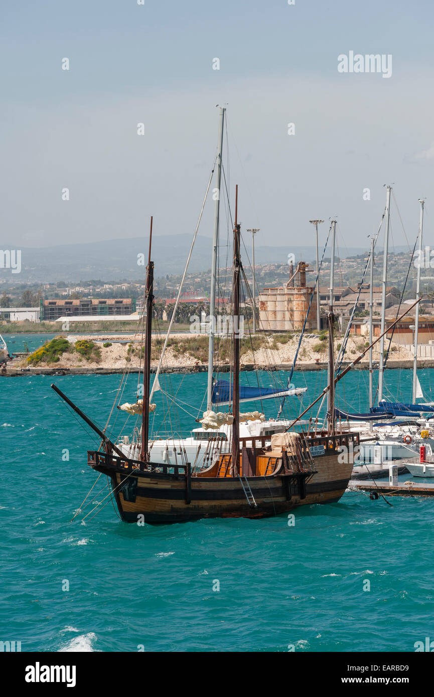 A replica 17c sailing ship in the harbour at Syracuse (Siracusa ...