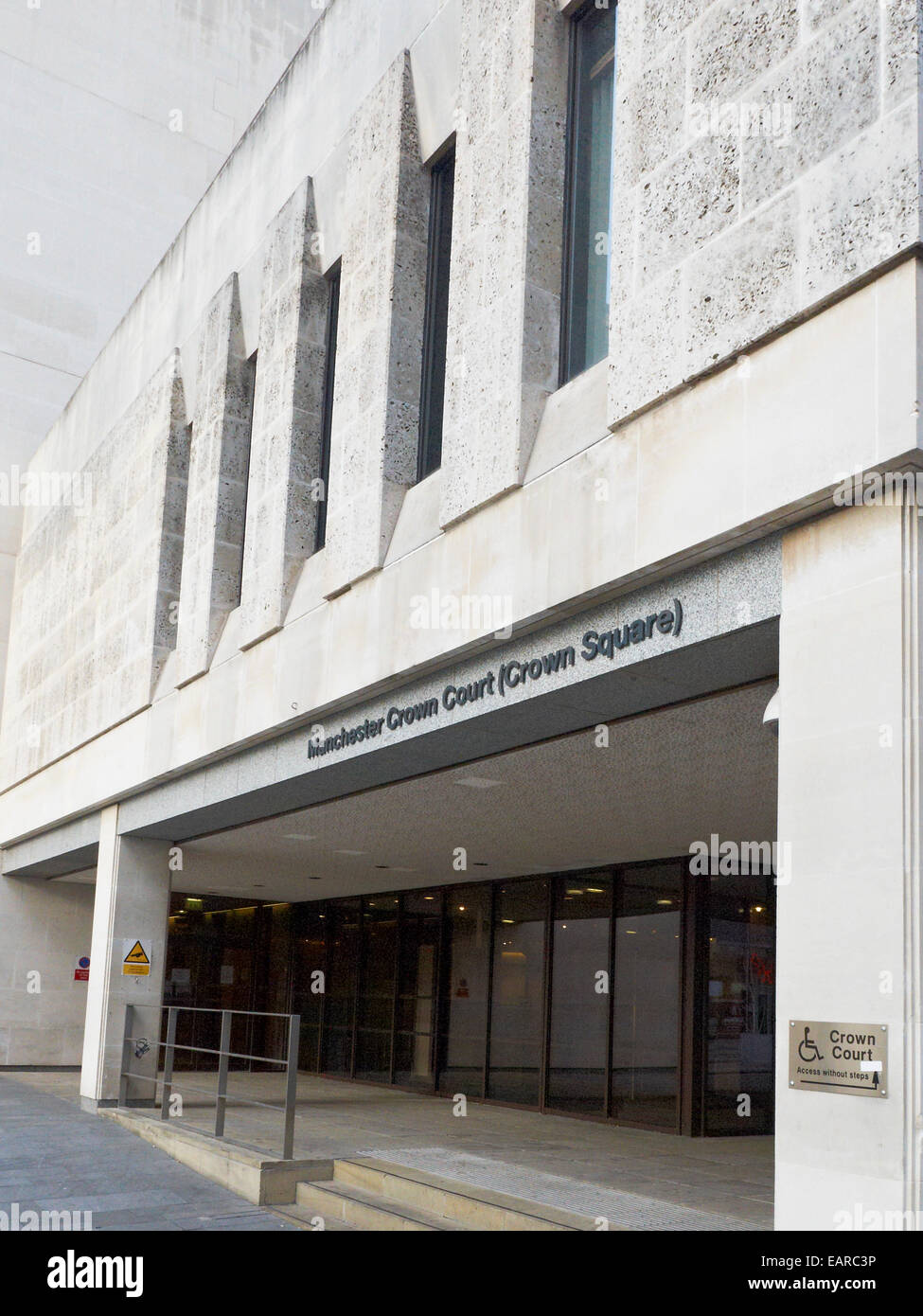 Manchester Crown Court Crown Square Spinningfields UK Stock Photo - Alamy