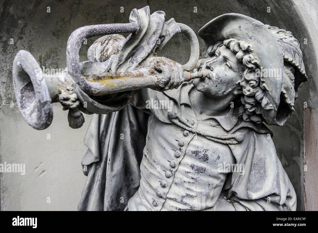 Statue of "The Trumpeter of Bad Saeckingen" at Schloss Schoenau Palace ...