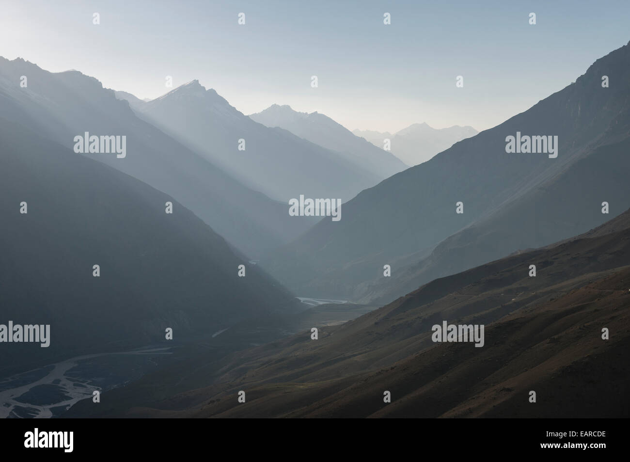 Hazy mountain hi-res stock photography and images - Alamy