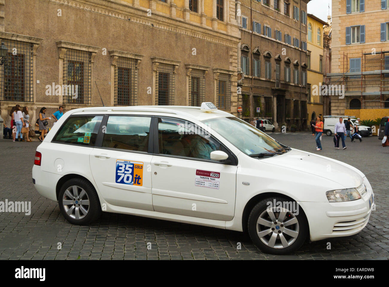 Old Taxi Cab Stock Photos & Old Taxi Cab Stock Images - Alamy