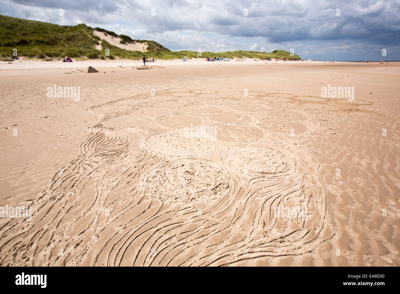 A pattern created on the beach in Northumberland, UK Stock Photo - Alamy