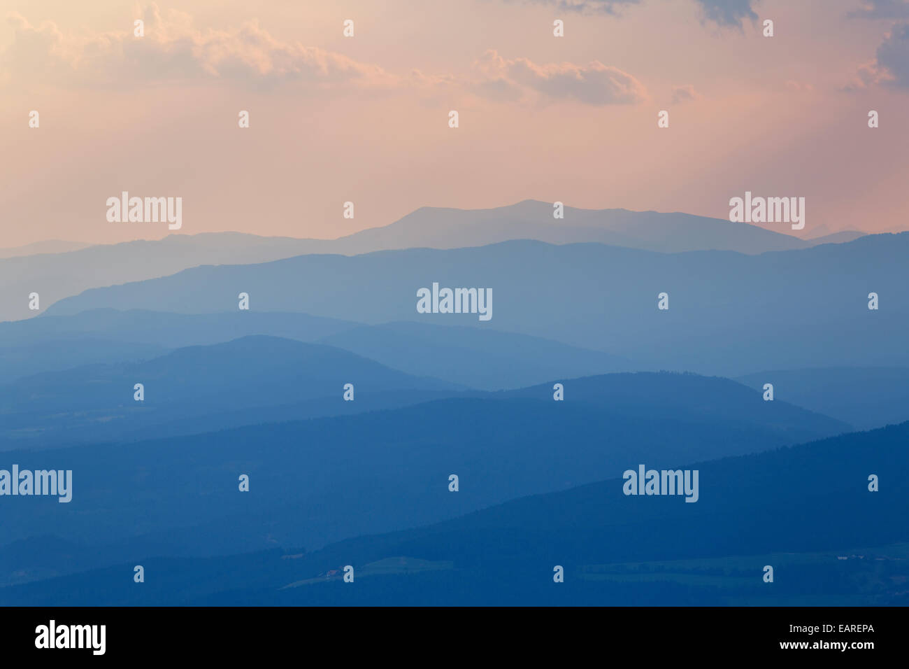 Evening mood, view over the Central Alps, Klippitztörl, Saualpe alp ...